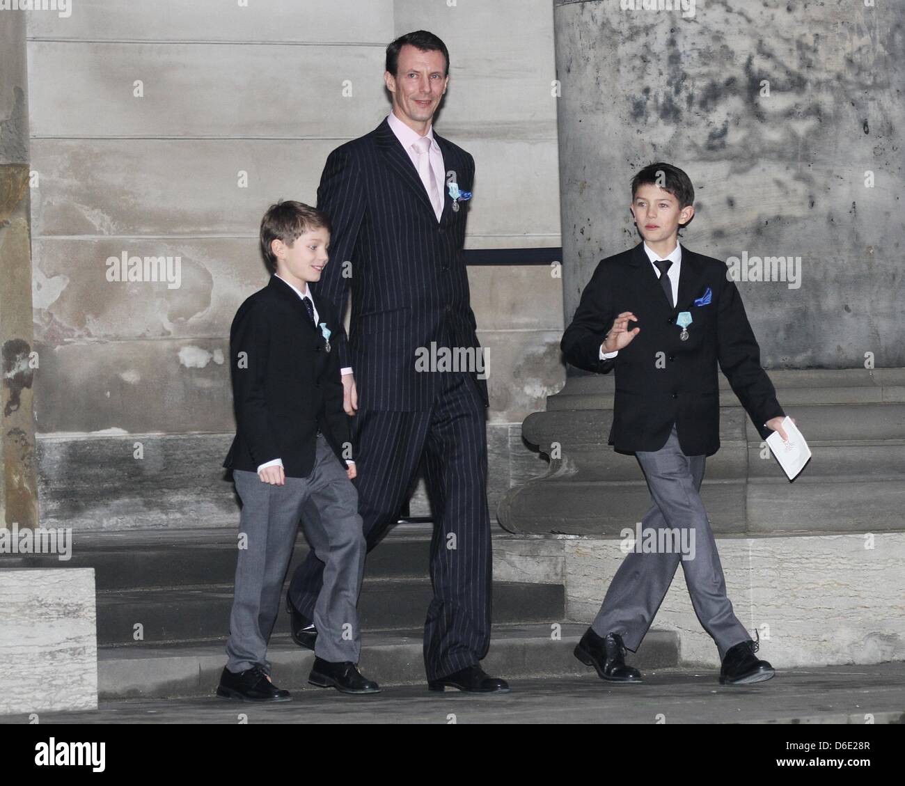 Prinz Joachim mit seinen Söhnen Felix und Nikolai von Dänemark besuchen ...