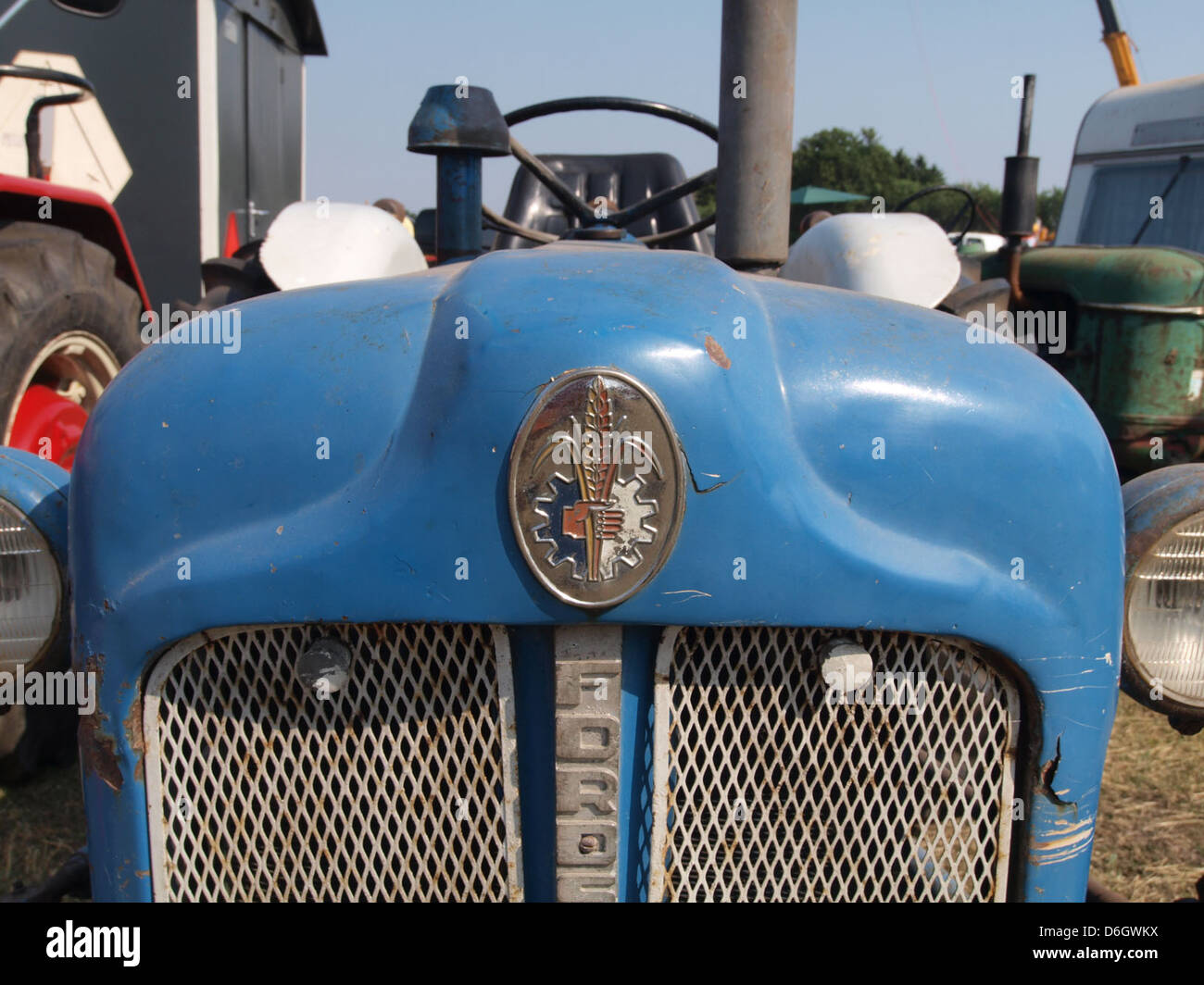 Fordson Logo Stockfotos und -bilder Kaufen - Alamy