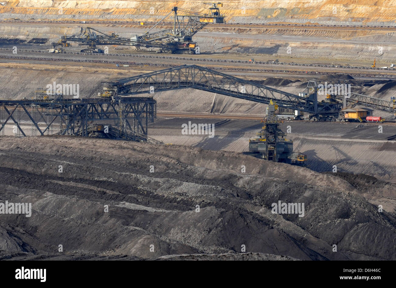 Bagger Graben Braunkohle für die Braunkohle-Kraftwerk Boxberg im ...