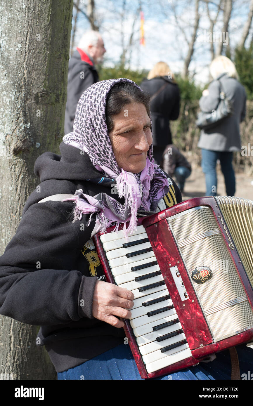 Gypsy woman -Fotos und -Bildmaterial in hoher Auflösung – Alamy