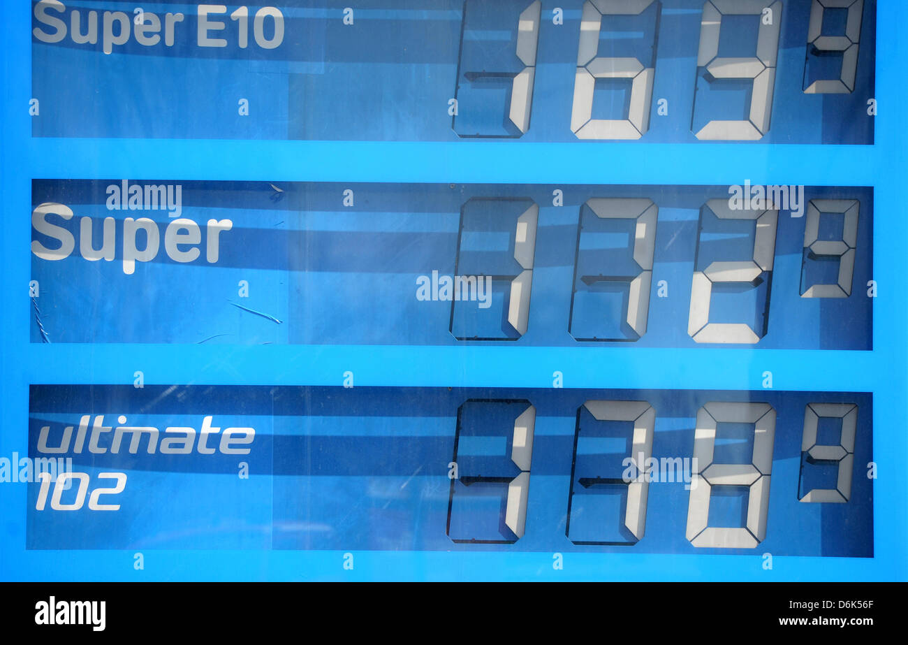 Hohe benzinpreise deutschland -Fotos und -Bildmaterial in hoher ...