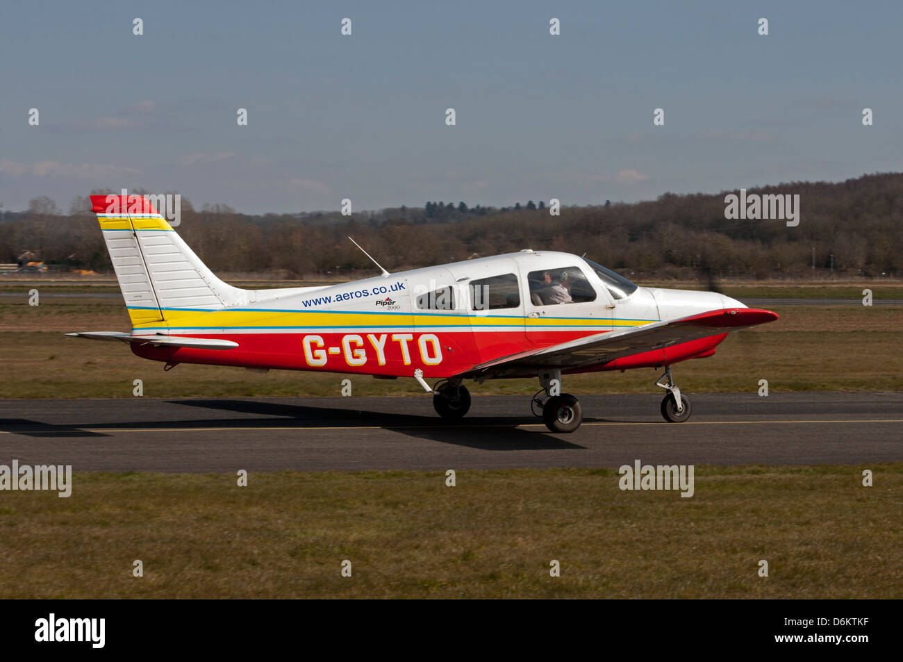 Piper pa 28 krieger -Fotos und -Bildmaterial in hoher Auflösung – Alamy