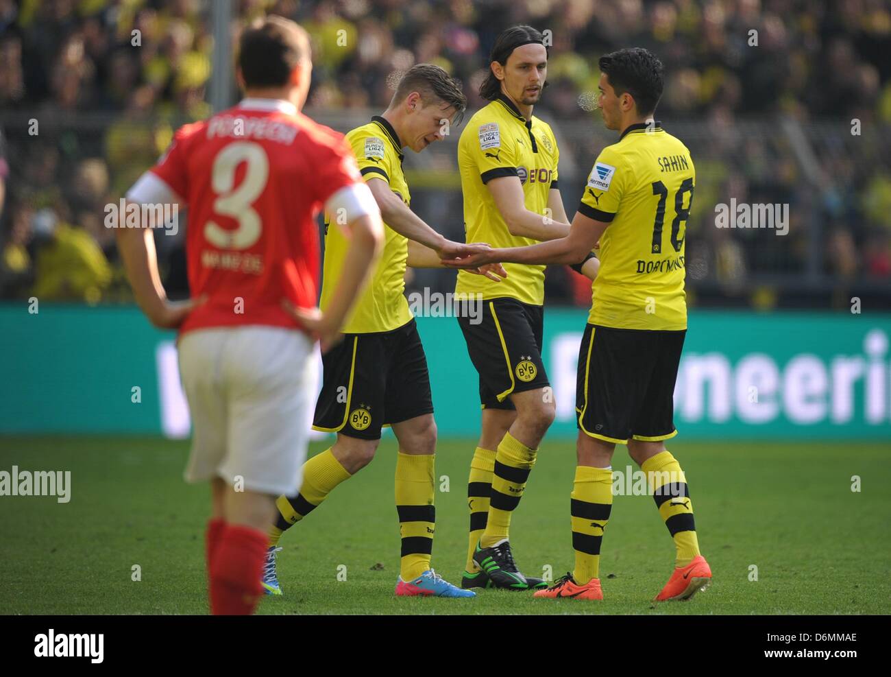 Neven subotic nuri sahin -Fotos und -Bildmaterial in hoher Auflösung ...