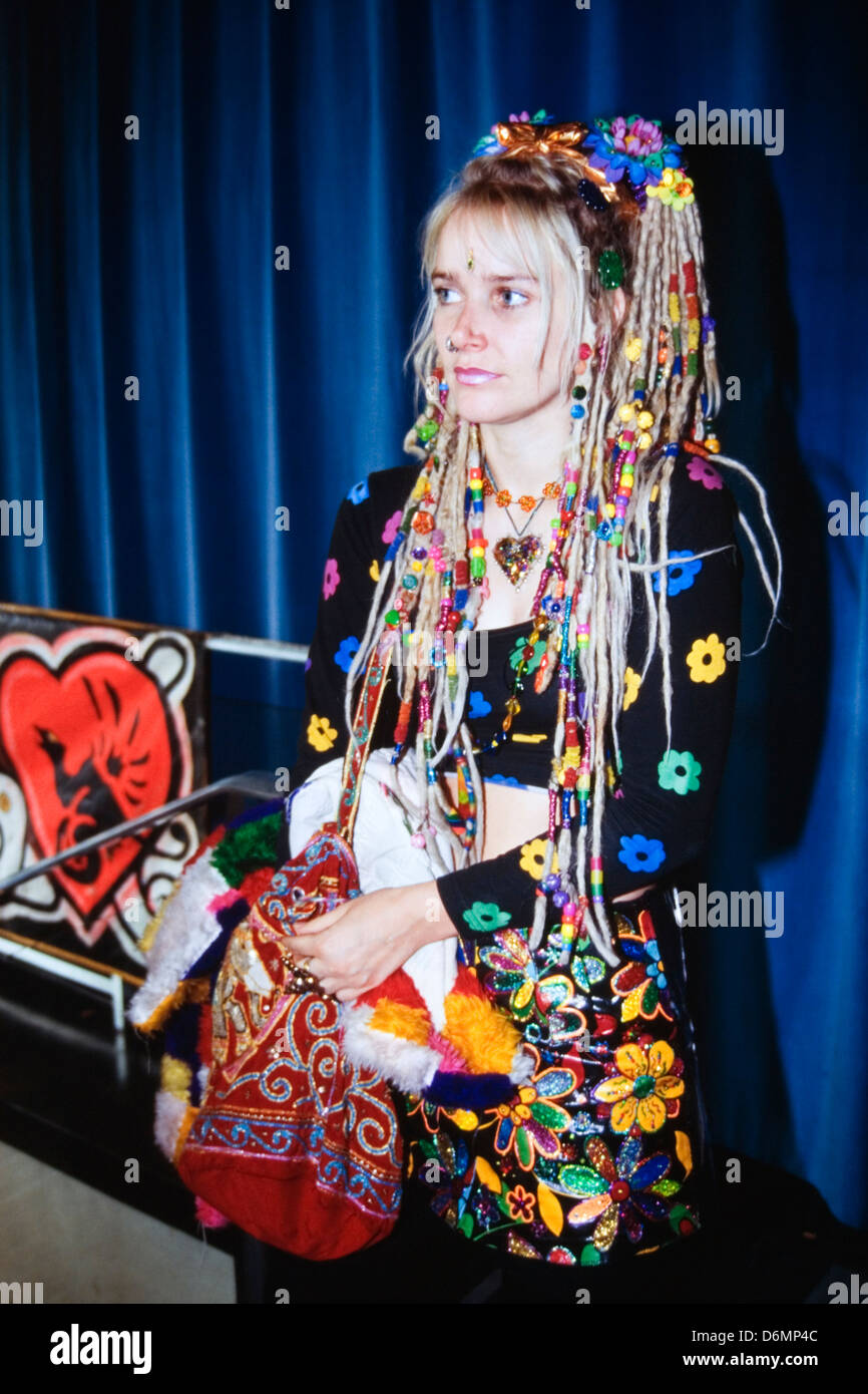 Tattoo und body piercing expo -Fotos und -Bildmaterial in hoher ...