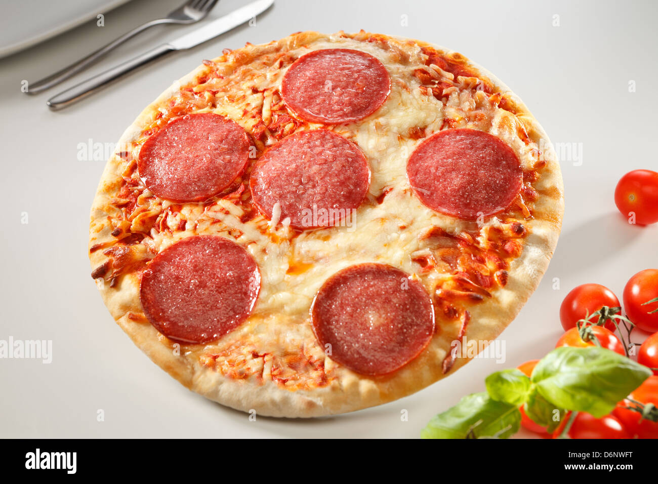 Deutsche pizza -Fotos und -Bildmaterial in hoher Auflösung – Alamy