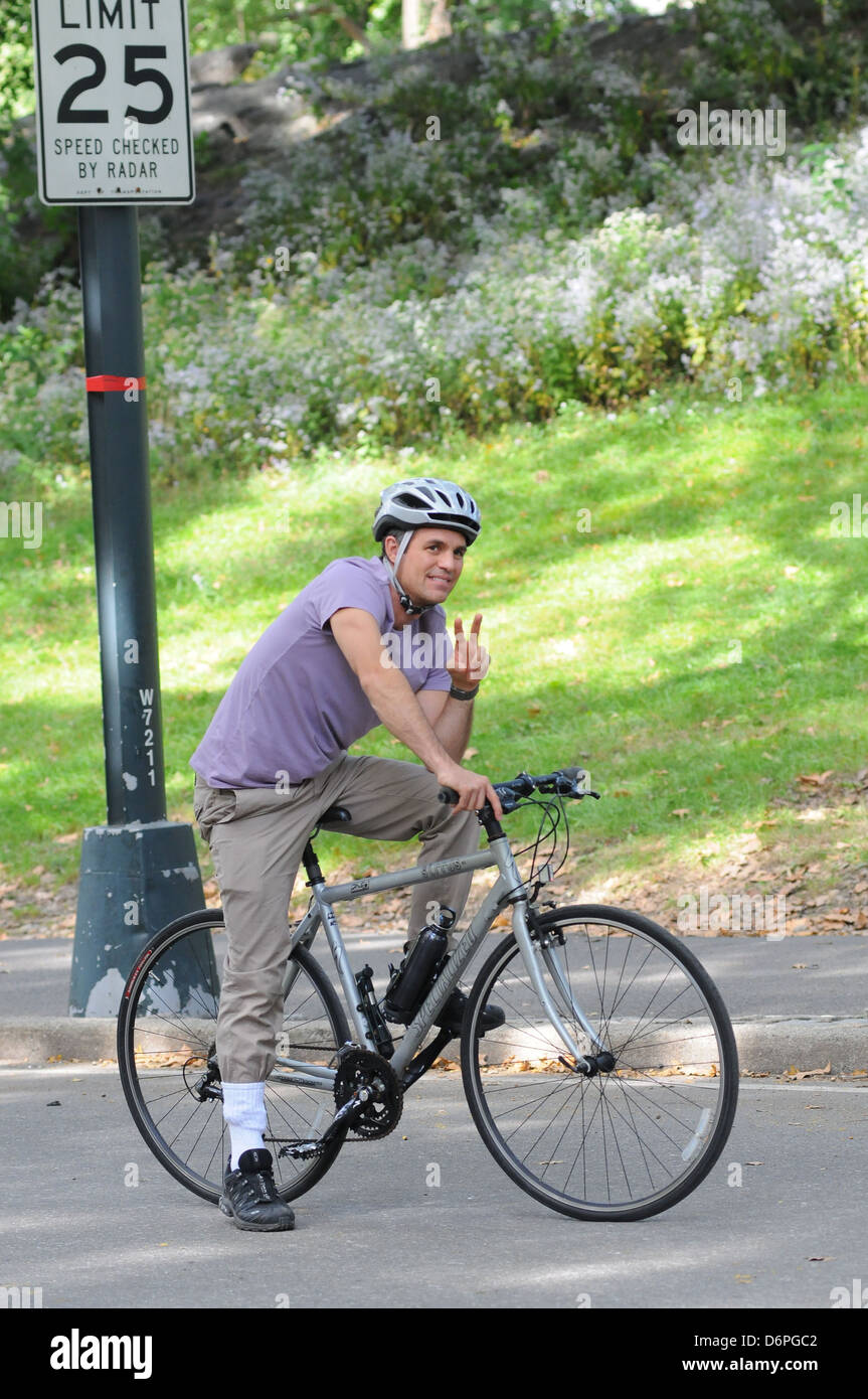 Mark Ruffalo ist vor Ort im Central Park gesehen schießen ihren neuen ...