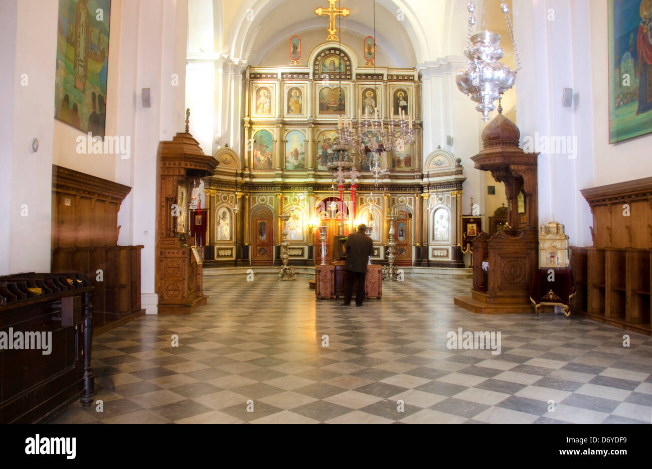 Innenräume der serbisch-orthodoxen Kirche, Kotor, Montenegro ...
