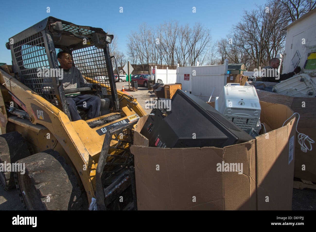 Computer recycling centre Stockfotos und -bilder Kaufen - Alamy