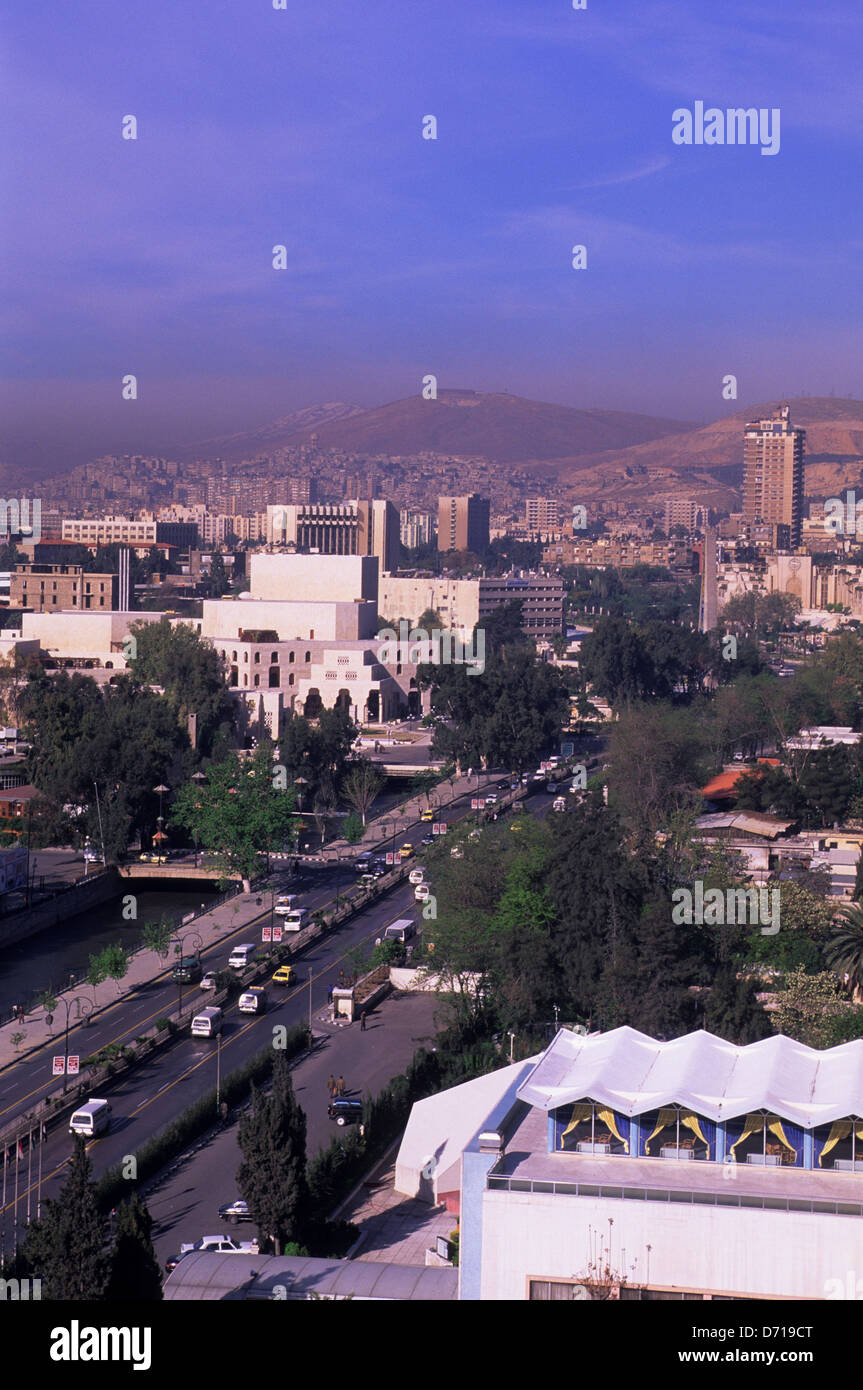 Damascus cityscape skyline syria -Fotos und -Bildmaterial in hoher ...