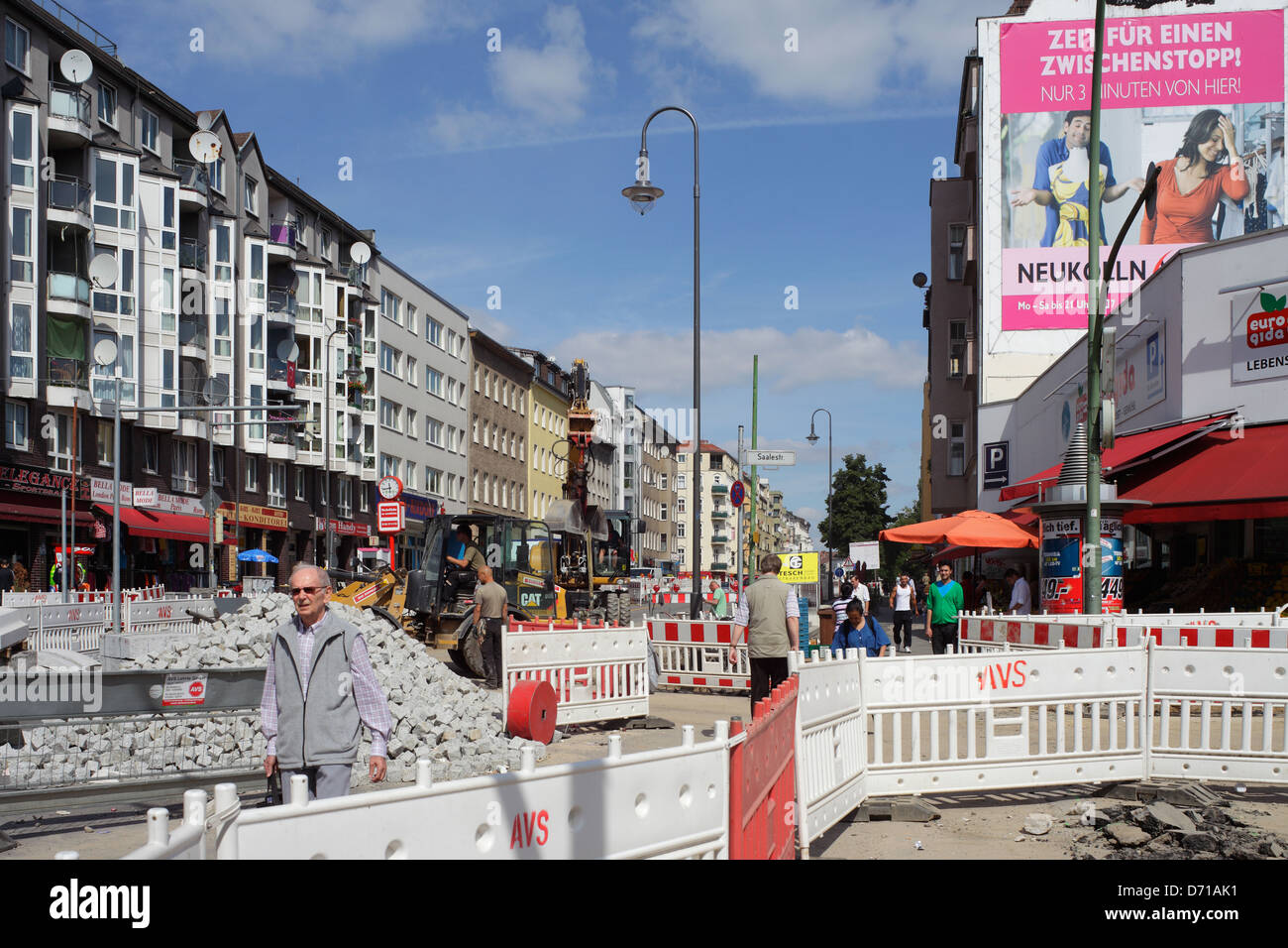 Germany people karl marx strasse berlin neukoelln -Fotos und ...