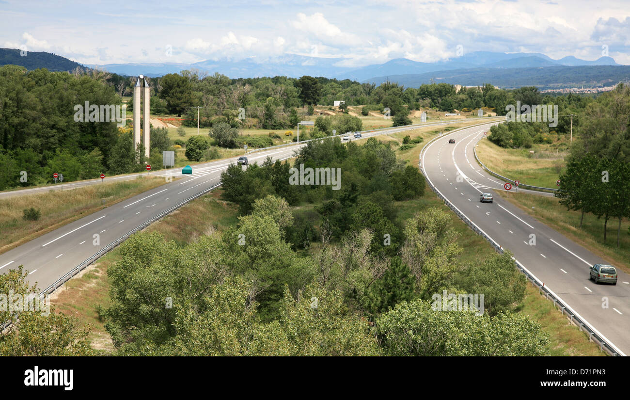 Landschaft in frankreich -Fotos und -Bildmaterial in hoher Auflösung ...