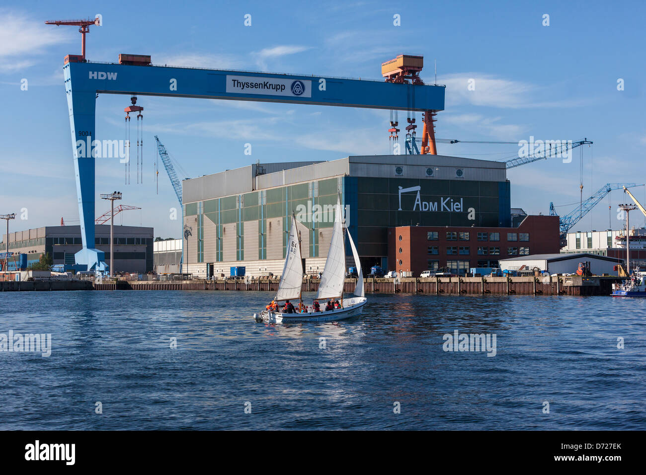 Kiel germany hdw shipyard -Fotos und -Bildmaterial in hoher Auflösung ...