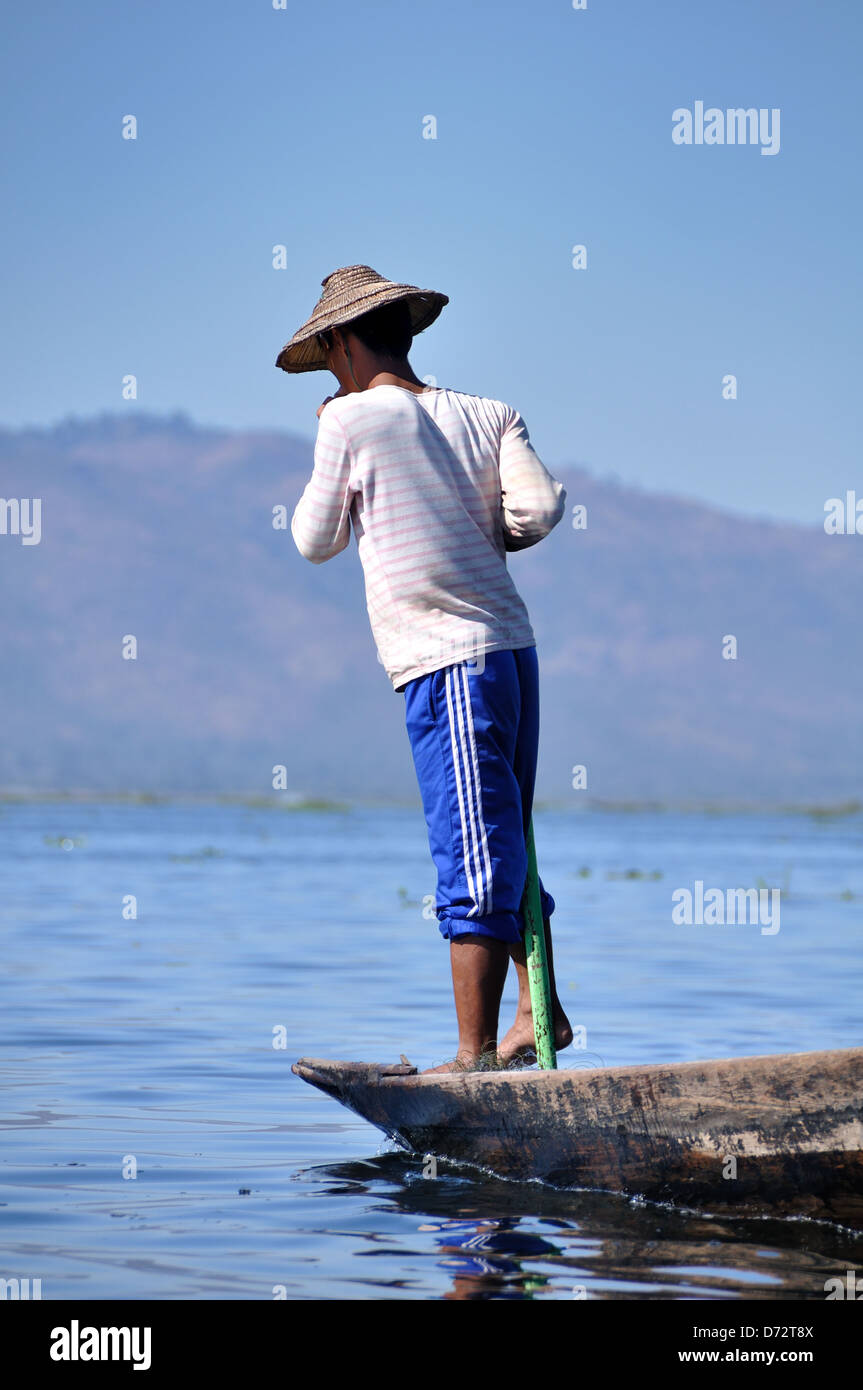 Fischer see inle birma myanmar -Fotos und -Bildmaterial in hoher ...