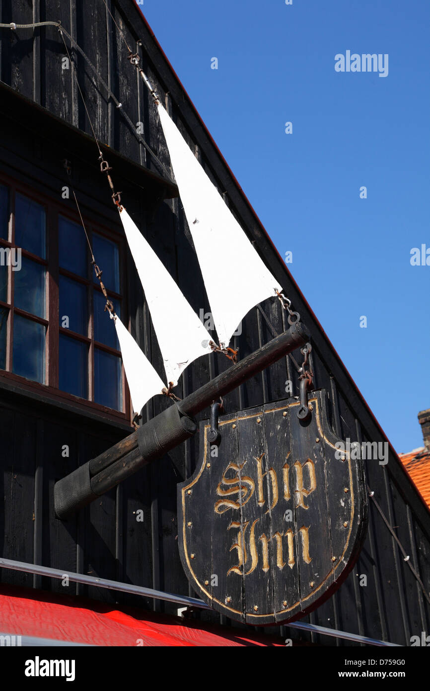 Die Halbinsel Hel (Hela), Mierzeja Helska Dorf Hel, Restaurant, Pommern ...