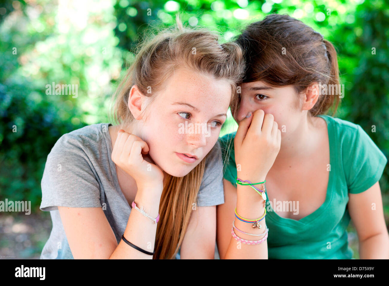 13 jährige Mädchen im Teenageralter Stockfotografie - Alamy