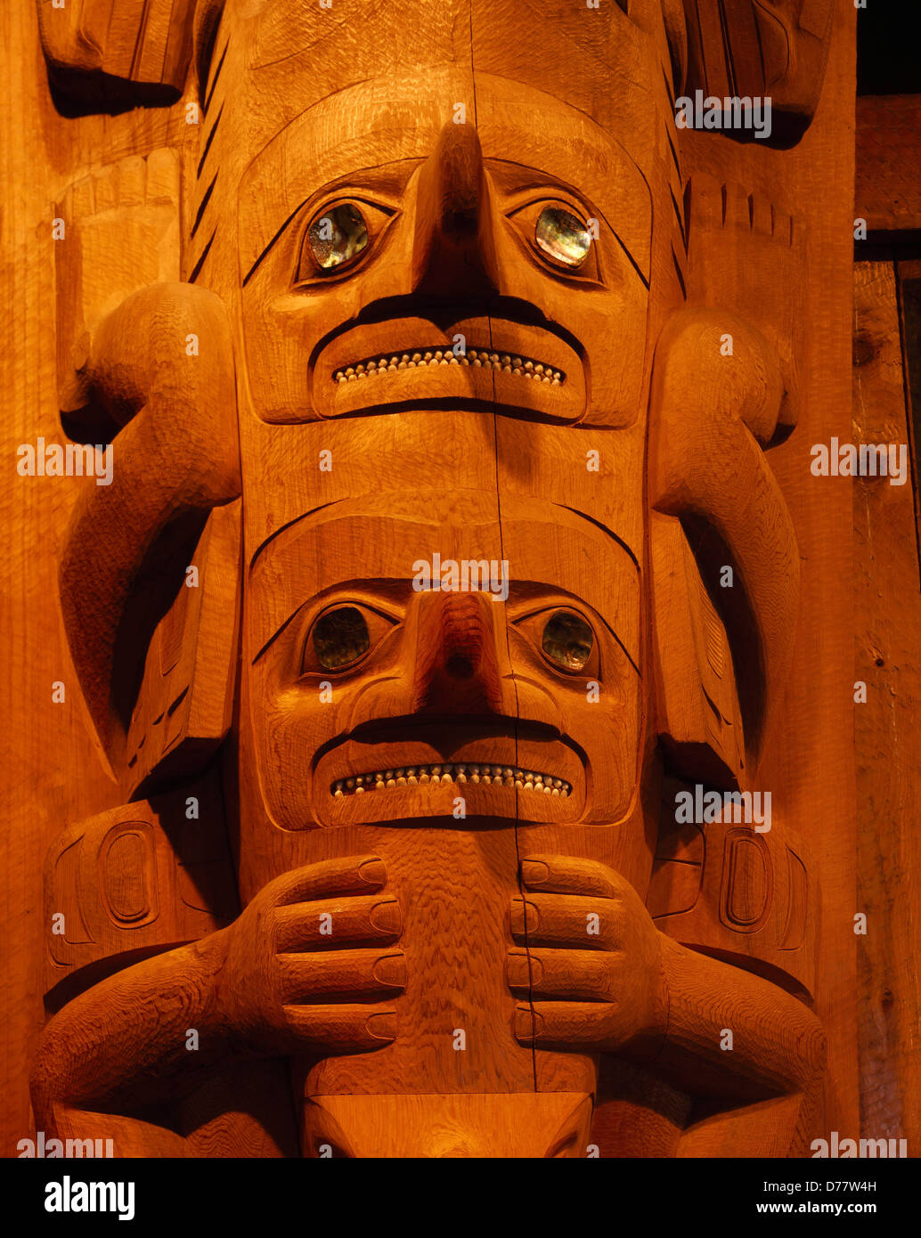 House posts -Fotos und -Bildmaterial in hoher Auflösung – Alamy
