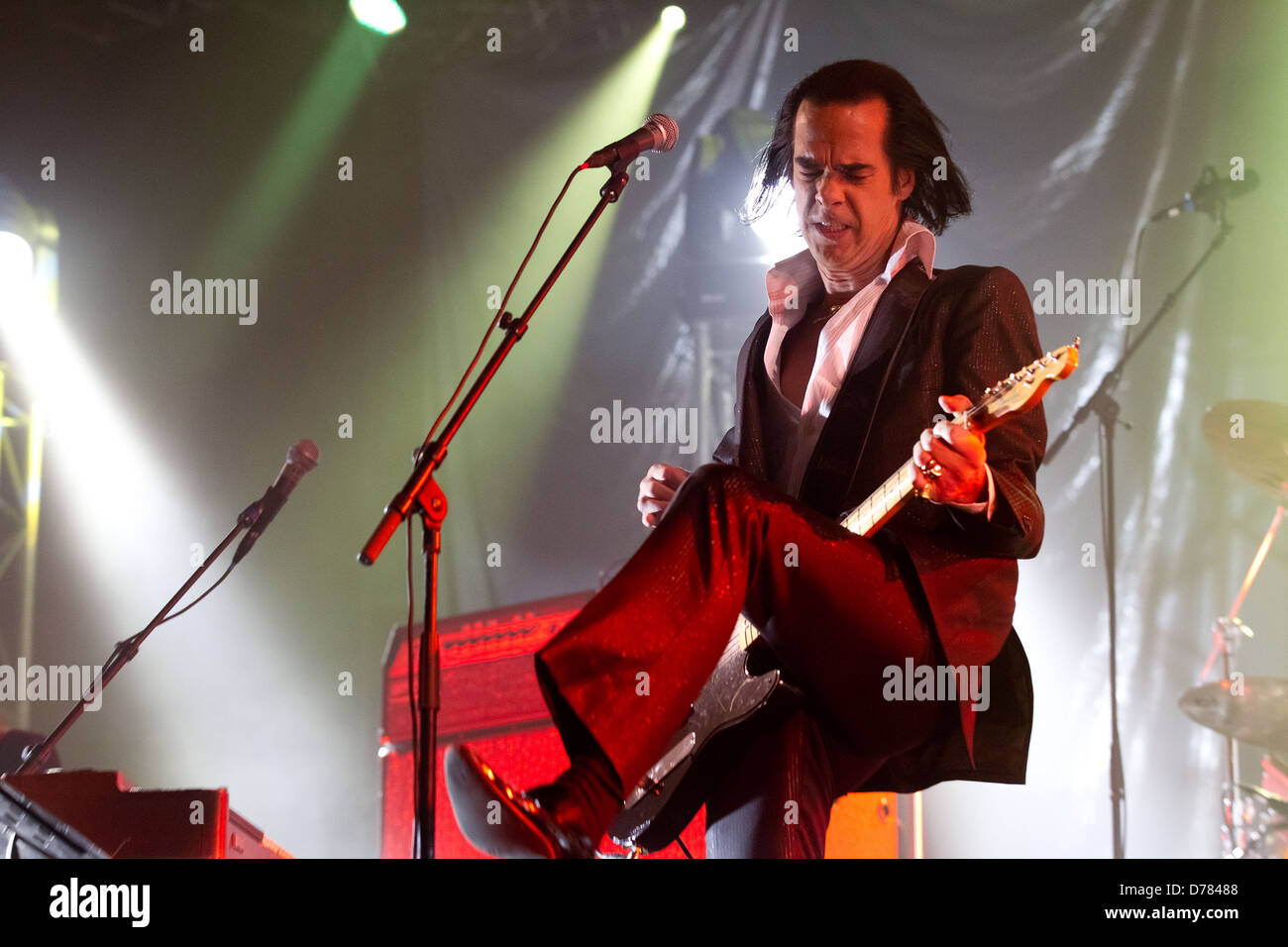 Grinderman, die live am 3. Tag des Festival Optimus Alive in Alges ...