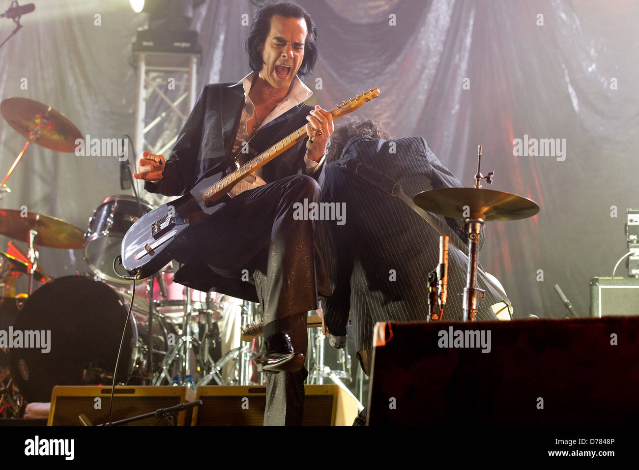 Grinderman, die live am 3. Tag des Festival Optimus Alive in Alges ...