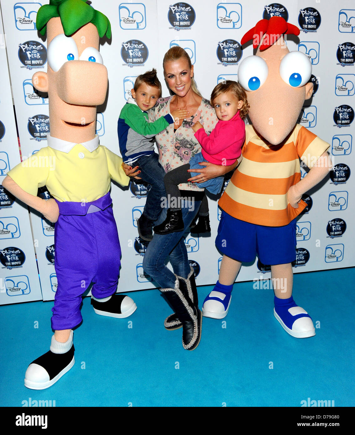 Nikki Zilli The UK-Premiere von Disneys "Phineas und Ferb: über 2 ...