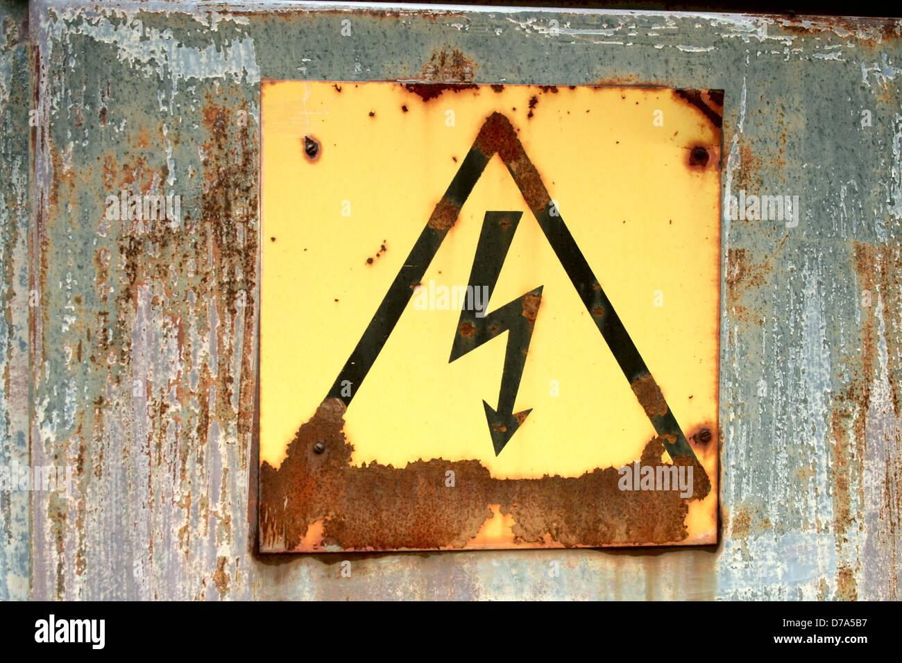 Strom symbol strom blitz zeichen sicherheit warnung gefahr -Fotos und ...