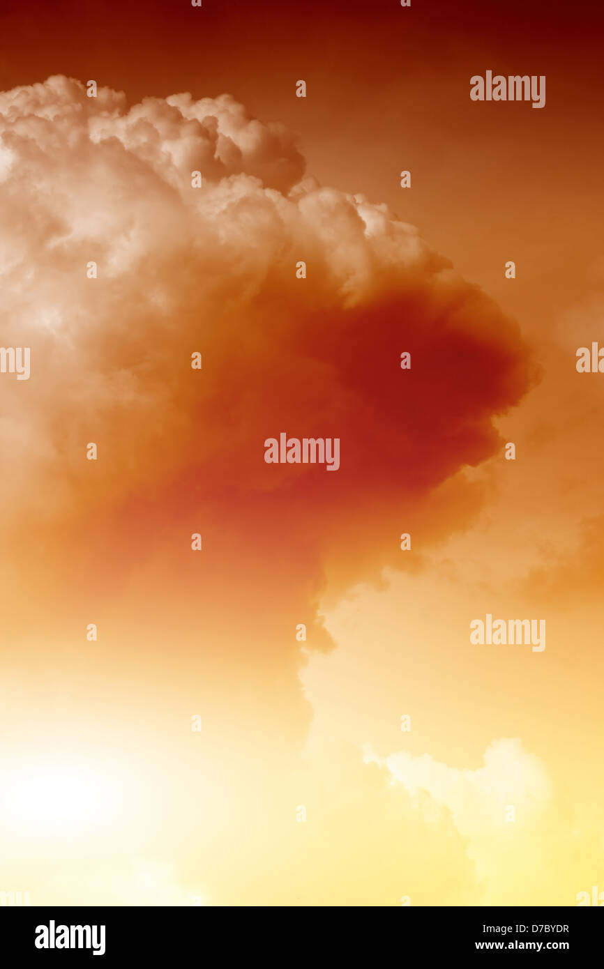 Atompilz Feuerball von Atombombe explosion Stockfotografie - Alamy