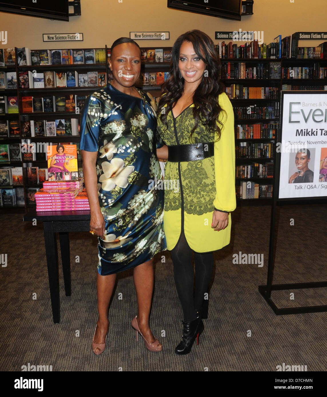 Mikki Taylor und LaLa Anthony, aka LaLa Vasquez, Mikki Taylor Zeichen ...