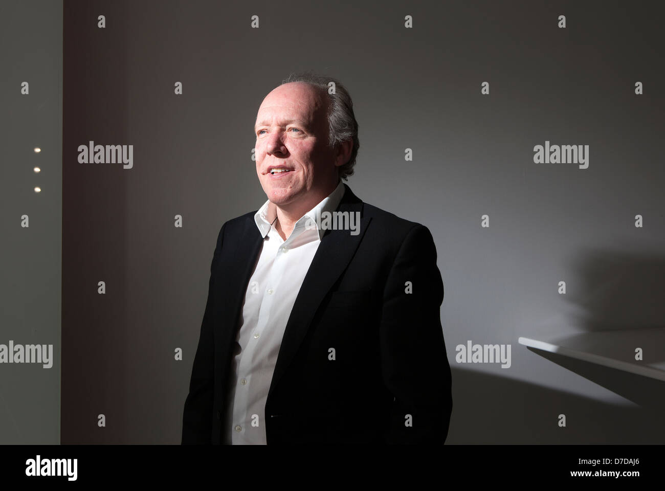 Ian Callum, Director of Design, Jaguar in Castle Bromwich Automobilwerk ...