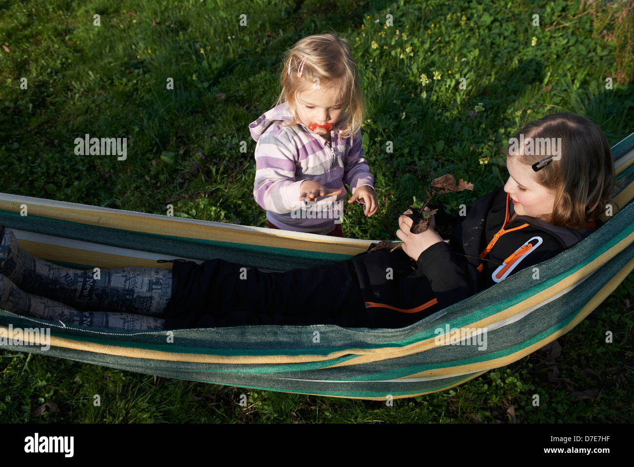 Preadolescent girls -Fotos und -Bildmaterial in hoher Auflösung – Alamy