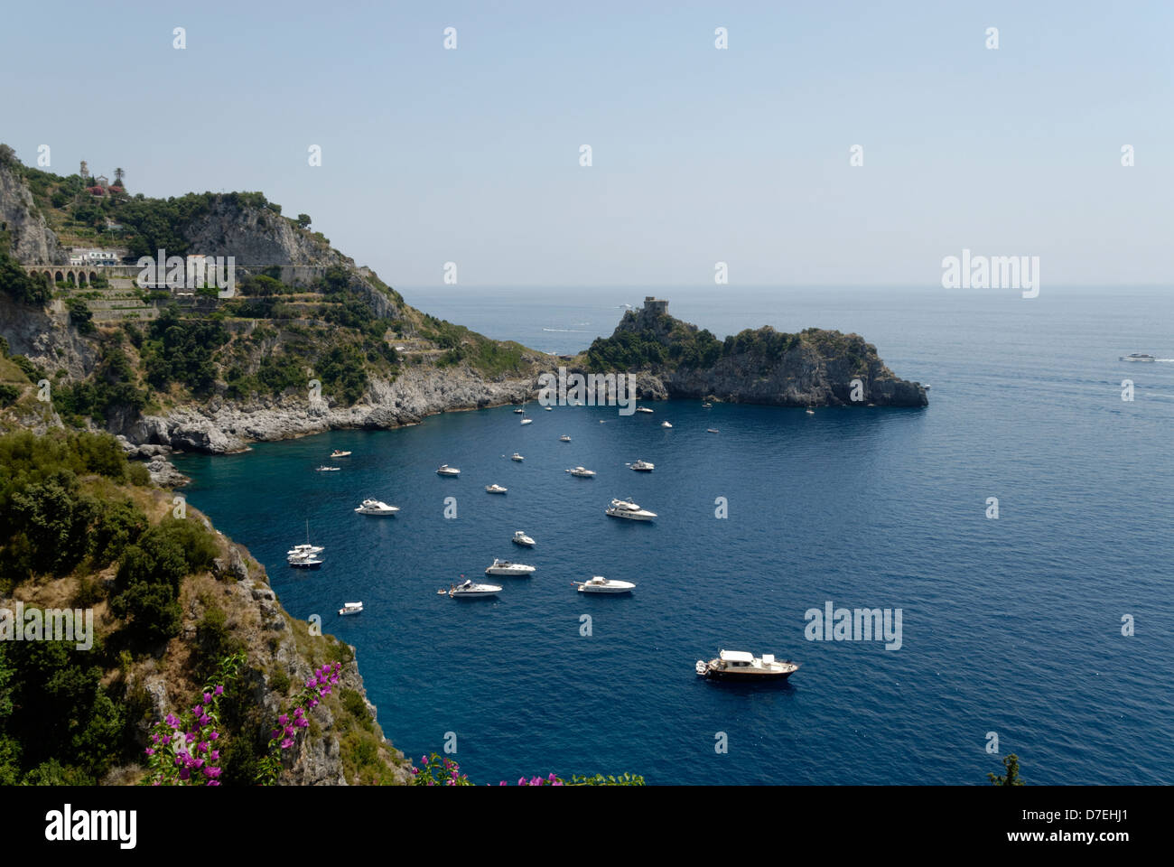 Italienische dörfer -Fotos und -Bildmaterial in hoher Auflösung – Alamy