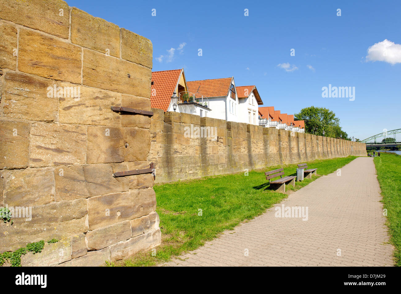 Die stadtmauer in minden an der weser -Fotos und -Bildmaterial in hoher ...