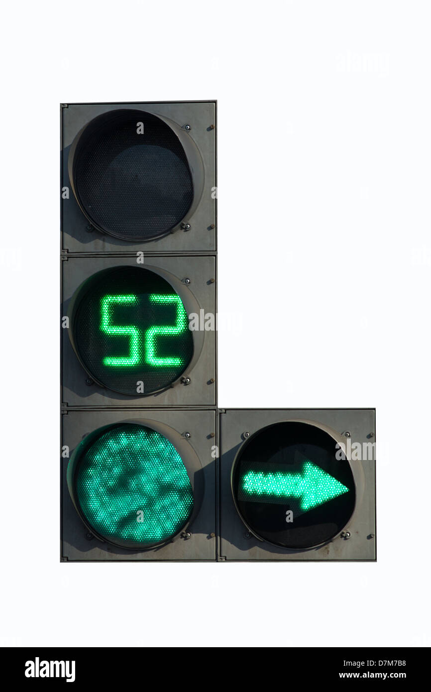 Beleuchtetes verkehrsschild Ausgeschnittene Stockfotos und -bilder - Alamy