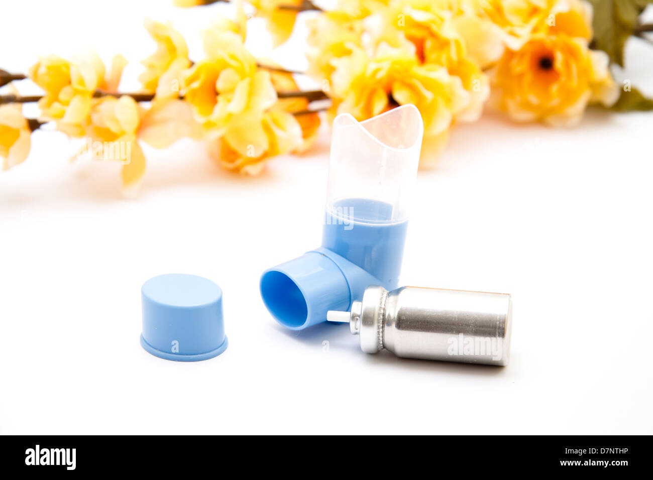 Asthma spray -Fotos und -Bildmaterial in hoher Auflösung – Alamy