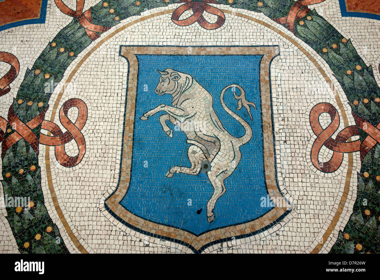 Coat of arms mosaic -Fotos und -Bildmaterial in hoher Auflösung - Seite ...