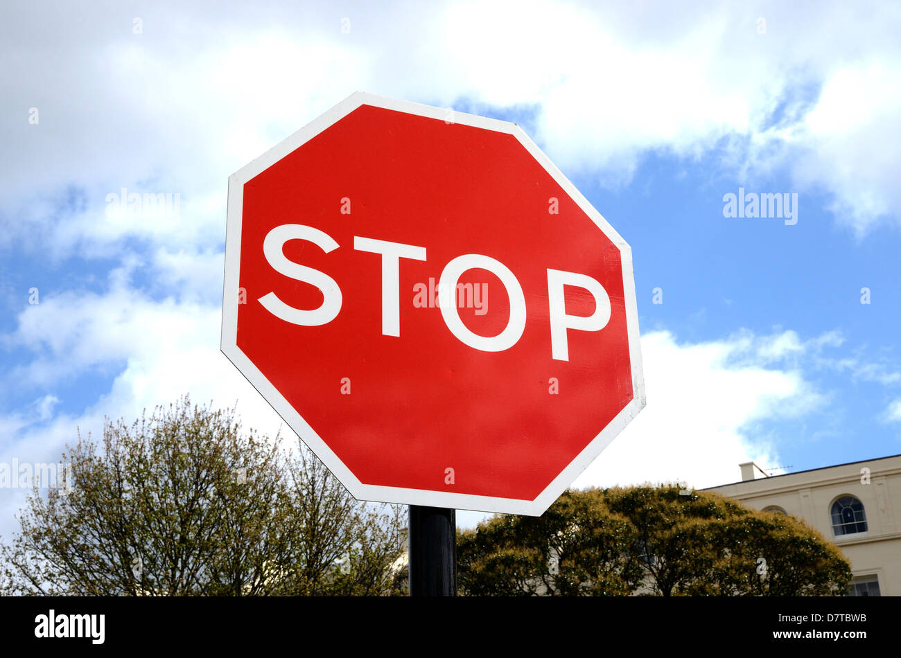 Britische Autobahn Verkehr Stoppschild Stockfotografie - Alamy
