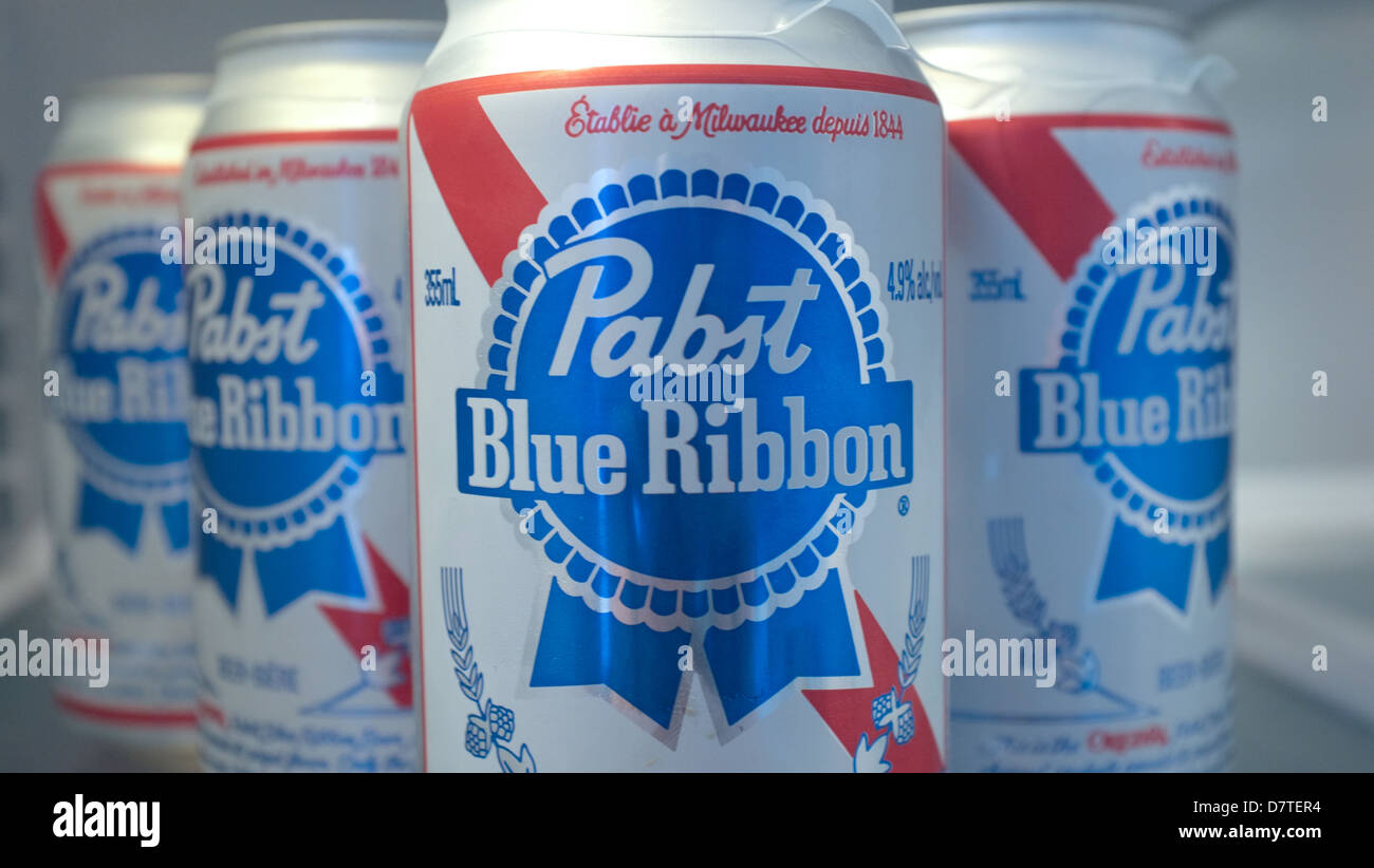 Pabst blau -Fotos und -Bildmaterial in hoher Auflösung – Alamy