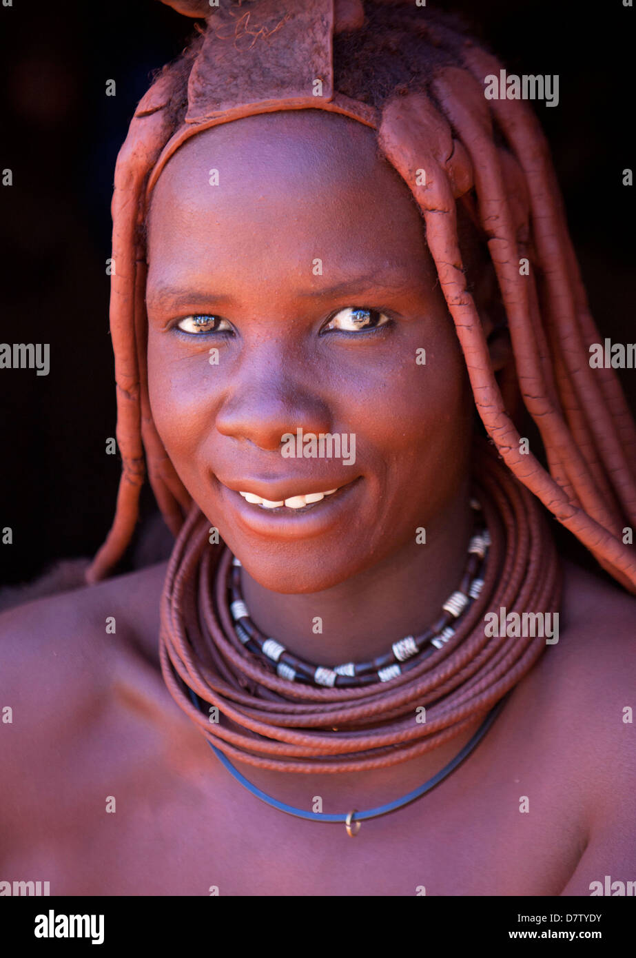 People Women Namibia Himba Woman Stockfotos und -bilder Kaufen - Alamy