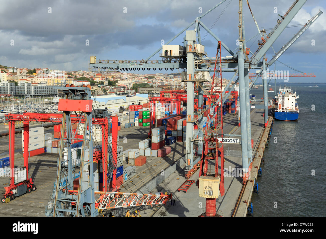 Santo amaro dock -Fotos und -Bildmaterial in hoher Auflösung – Alamy