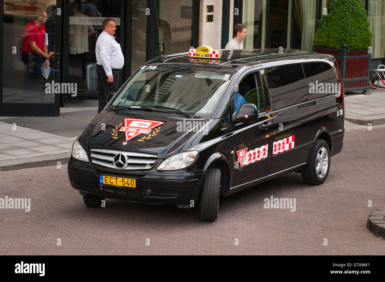 Mercedes Taxi Stockfotos und -bilder Kaufen - Alamy