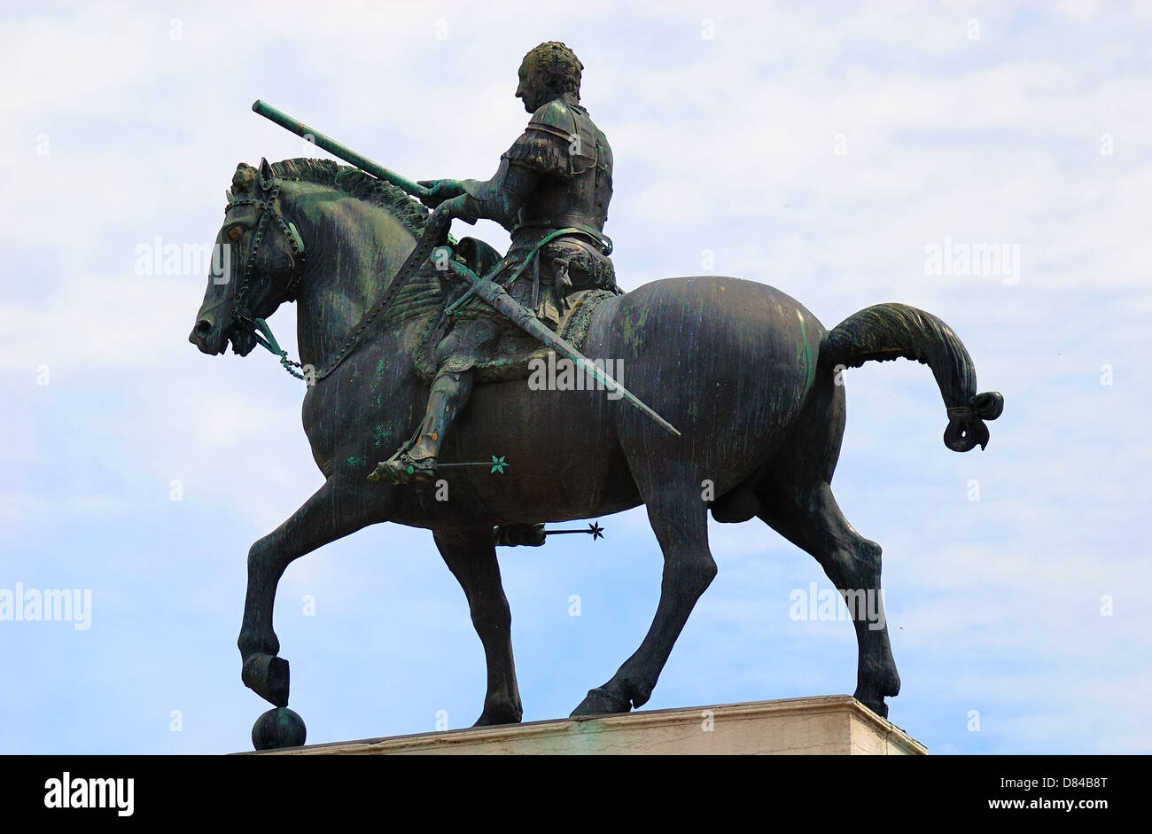 Padua donatello statue gattamelata -Fotos und -Bildmaterial in hoher ...