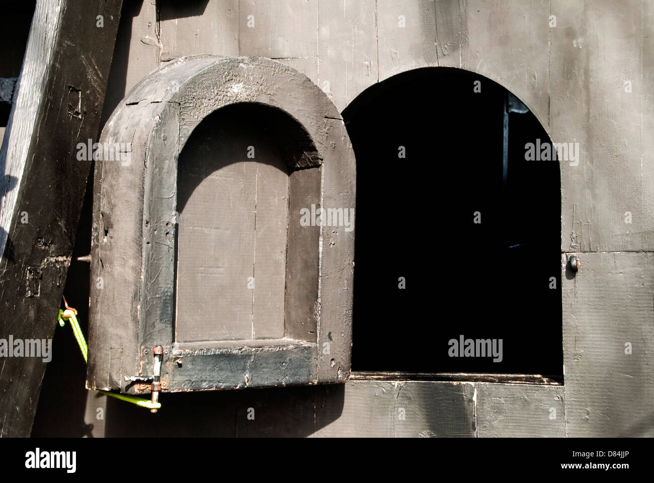 Kabinenschiff fenster -Fotos und -Bildmaterial in hoher Auflösung – Alamy