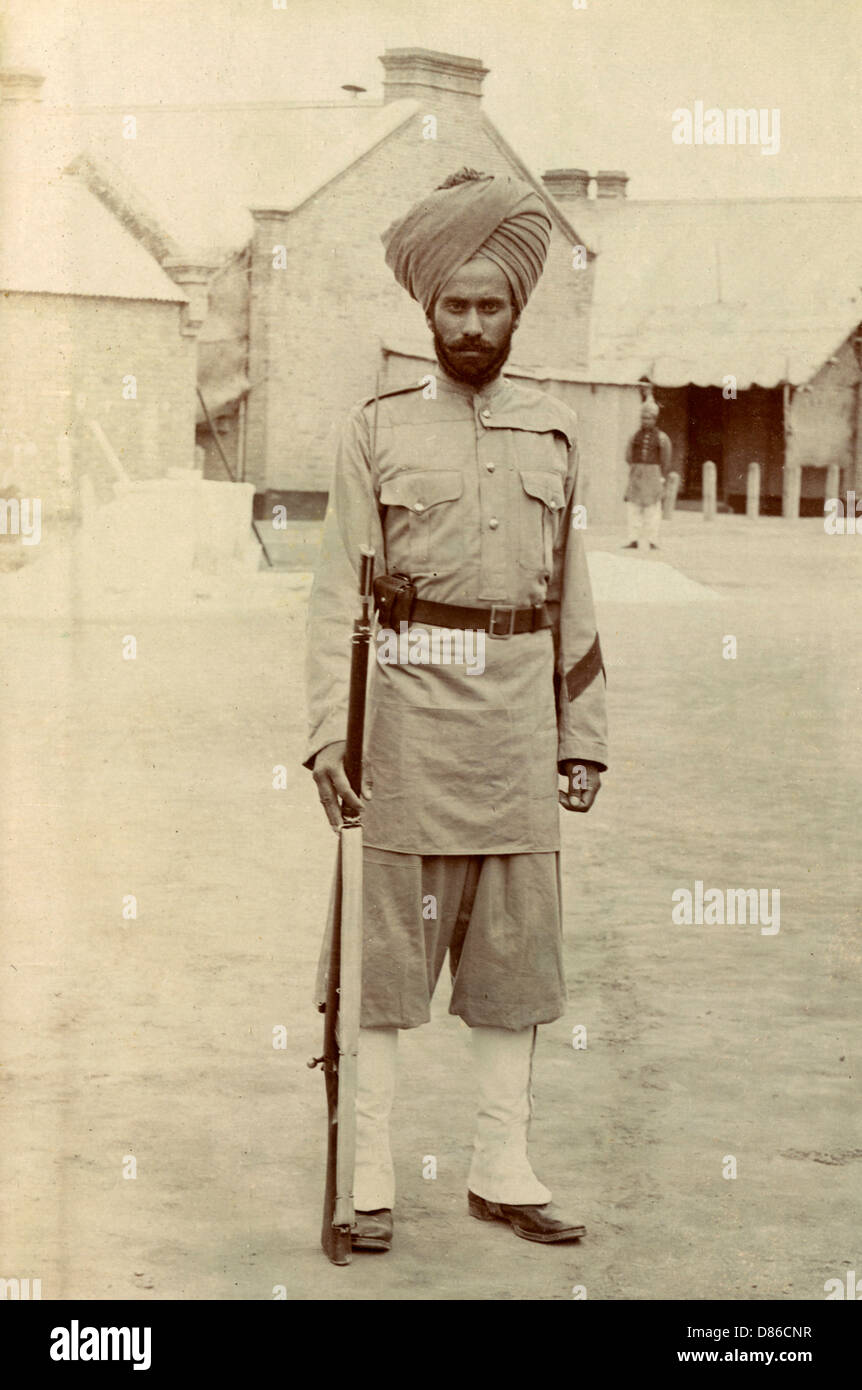 Sikh soldier of the indian army -Fotos und -Bildmaterial in hoher ...