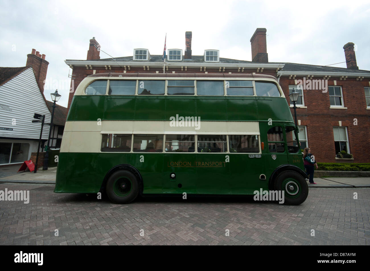Classic bus -Fotos und -Bildmaterial in hoher Auflösung – Alamy