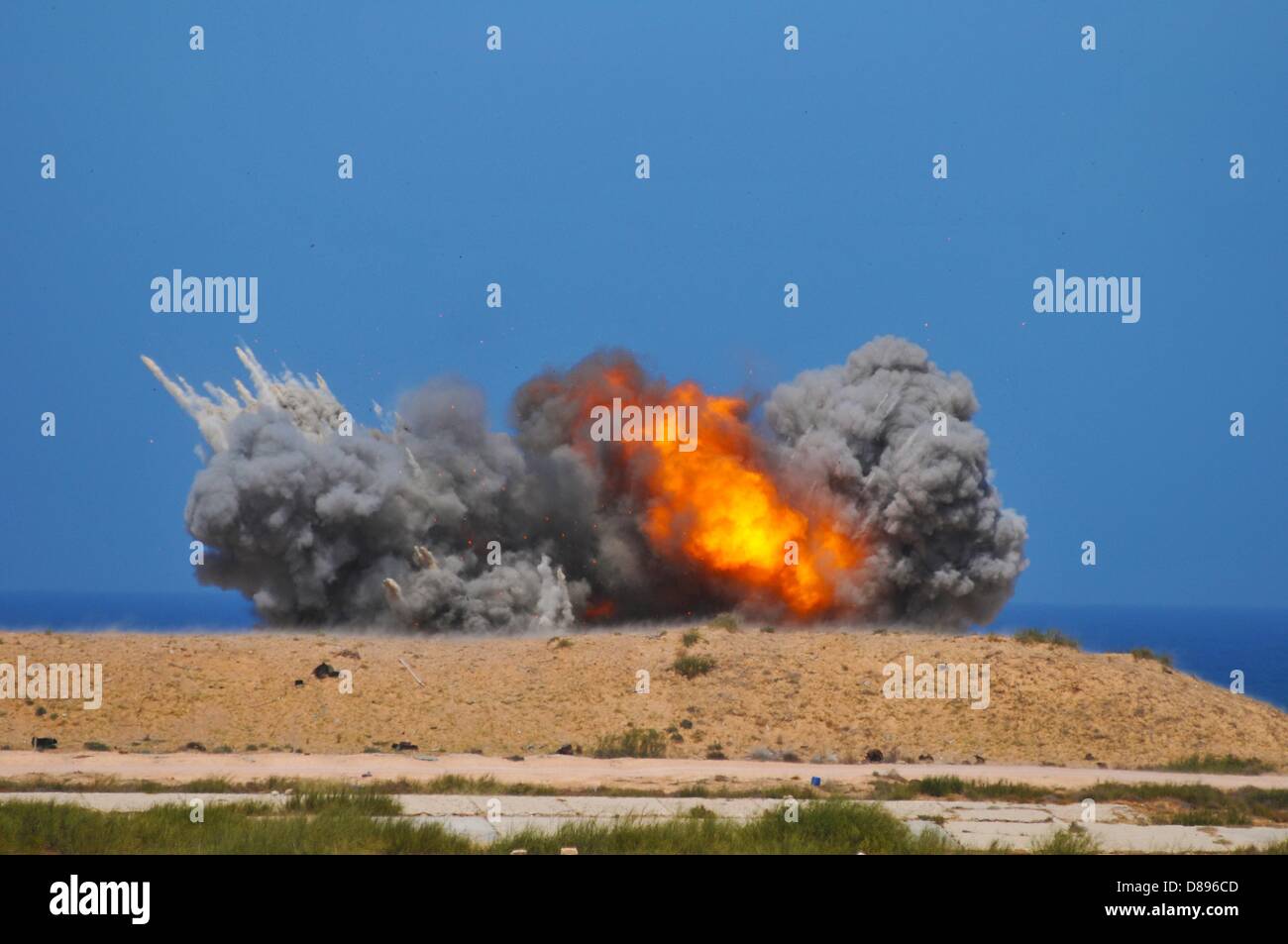Munitions explosion -Fotos und -Bildmaterial in hoher Auflösung – Alamy