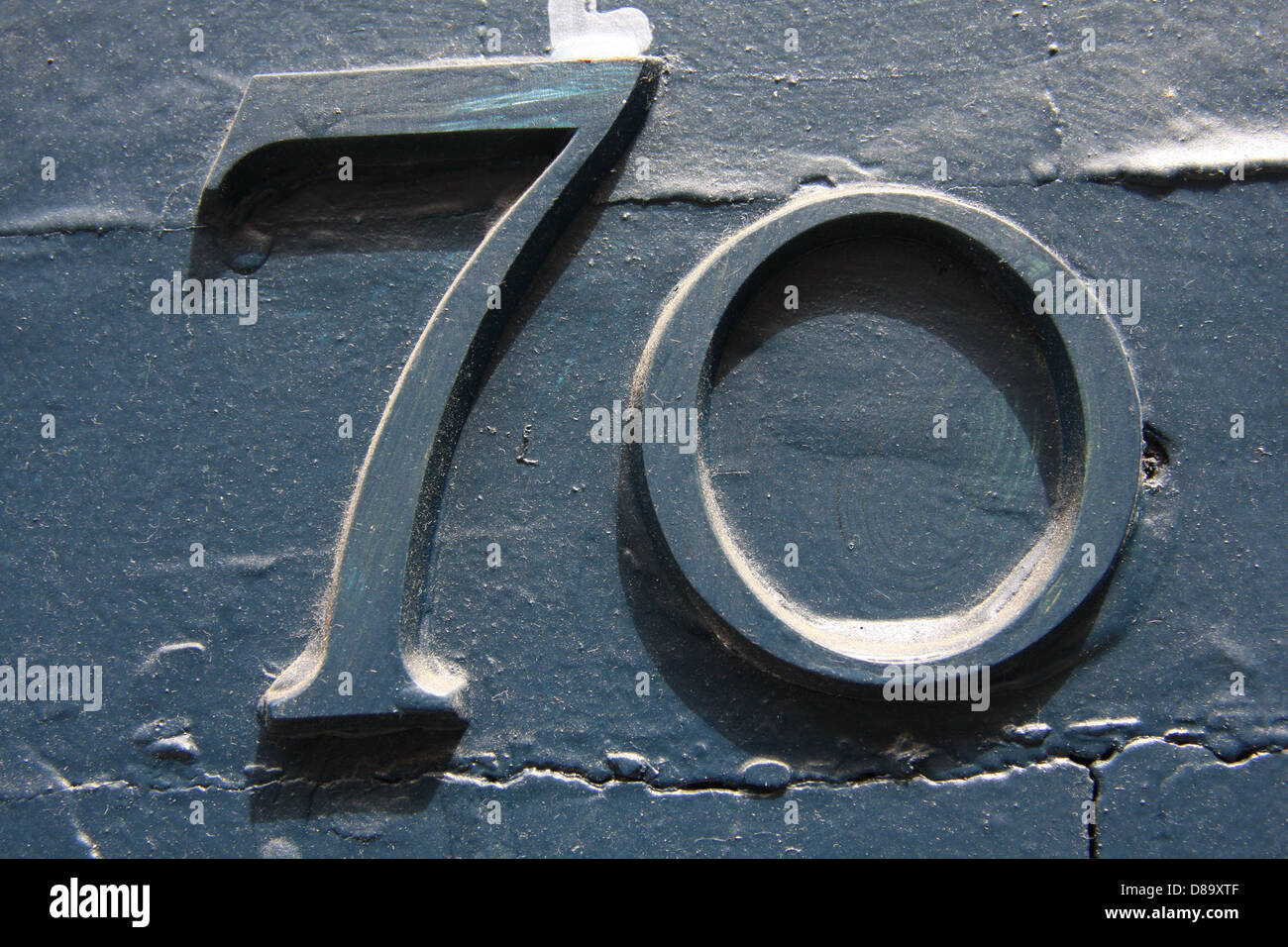 Hausnummer 70 zeichen -Fotos und -Bildmaterial in hoher Auflösung – Alamy