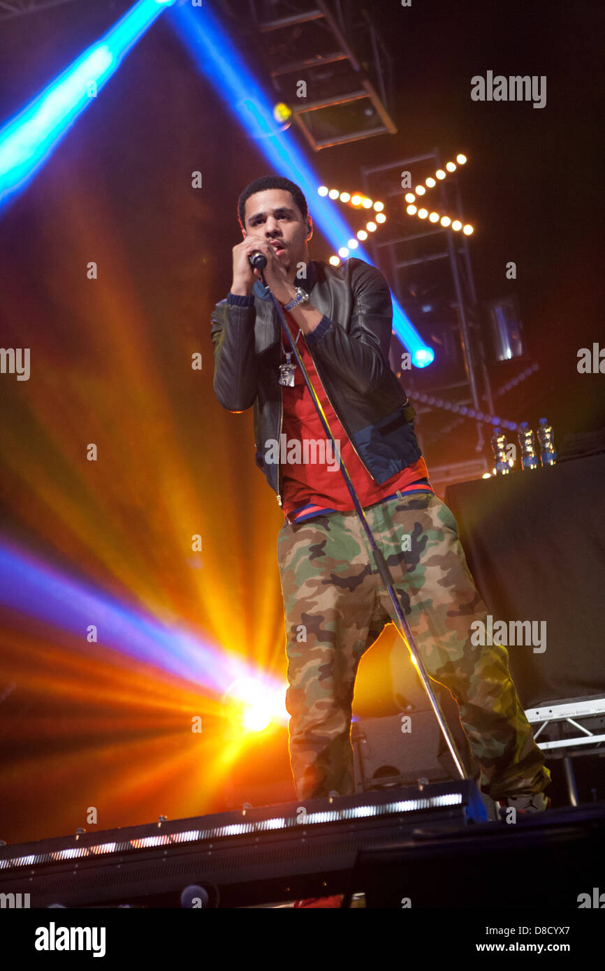 Besser bekannt bei seinen fans als jay -Fotos und -Bildmaterial in ...