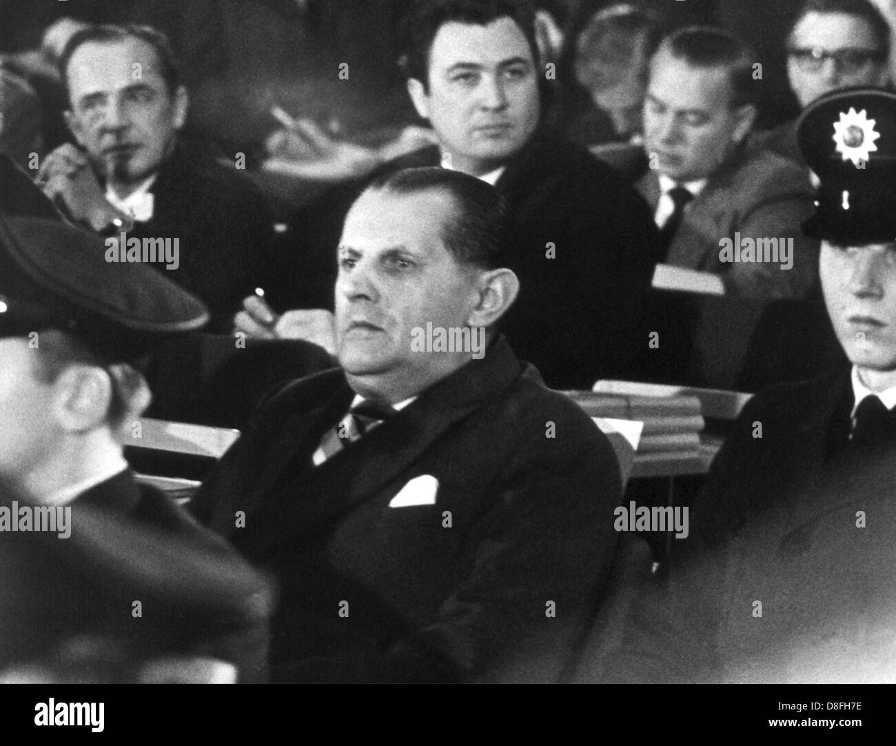 Auschwitz trial -Fotos und -Bildmaterial in hoher Auflösung – Alamy