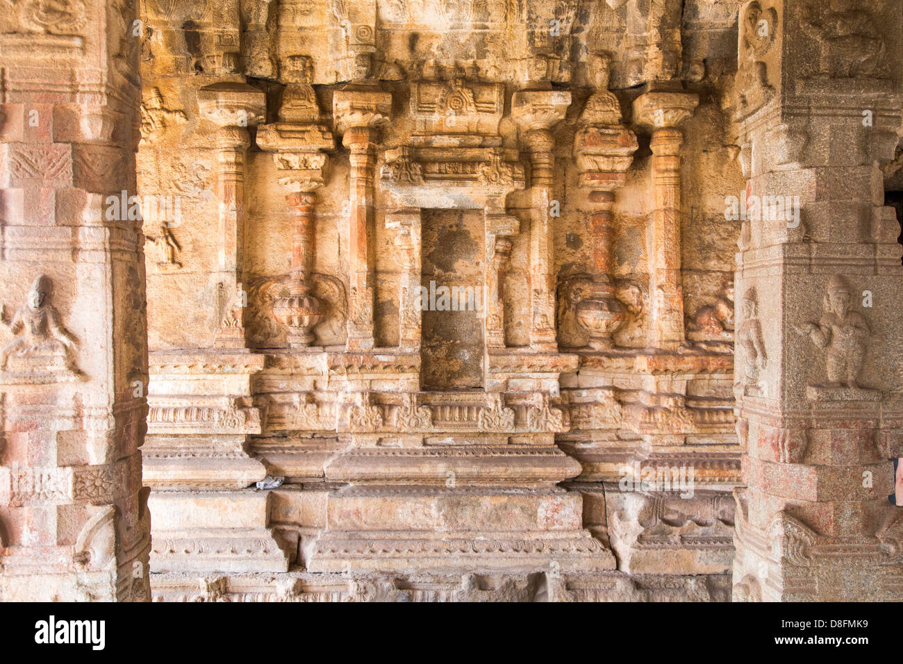Krishna sculptures -Fotos und -Bildmaterial in hoher Auflösung – Alamy