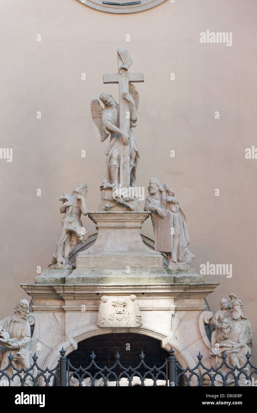 Engel denkmäler -Fotos und -Bildmaterial in hoher Auflösung – Alamy