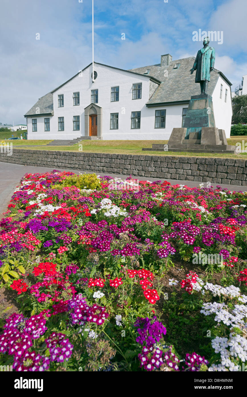 Hannes hafstein statue -Fotos und -Bildmaterial in hoher Auflösung – Alamy