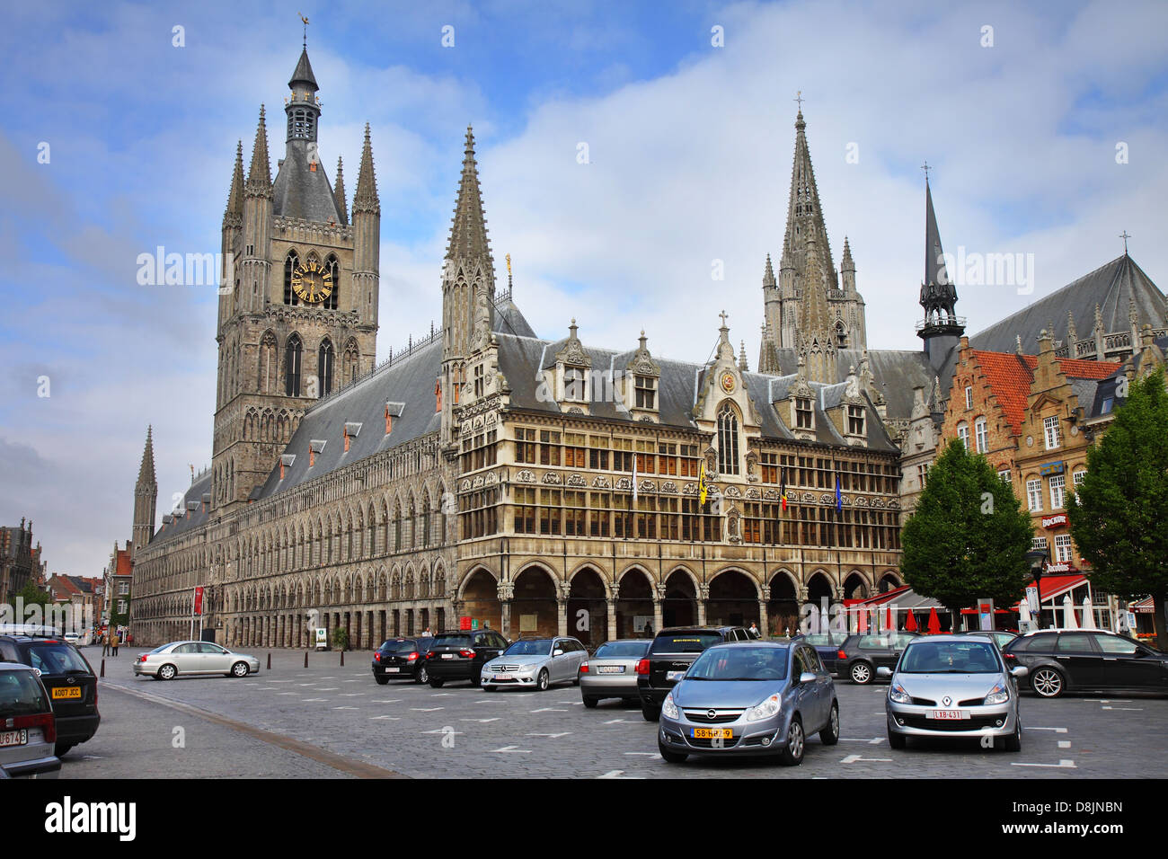 Stadt Ypern In Belgien Stockfotos und -bilder Kaufen - Alamy
